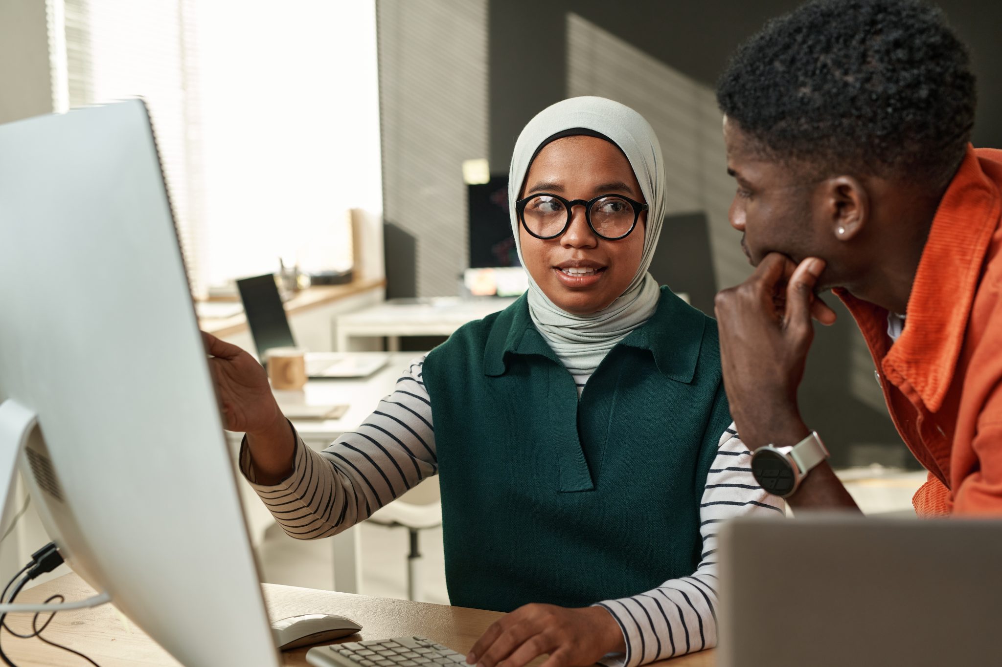 How Good Communication Can Benefit You At Work - Info Trek